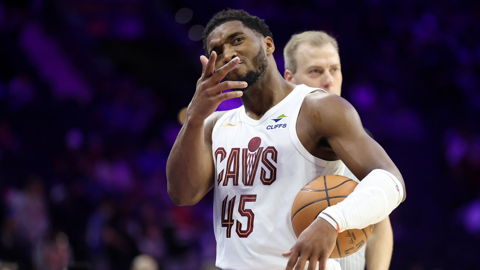 Cavaliers vs 76ers Recap: Donovan Mitchell Shines as Cavs Dominate in ...