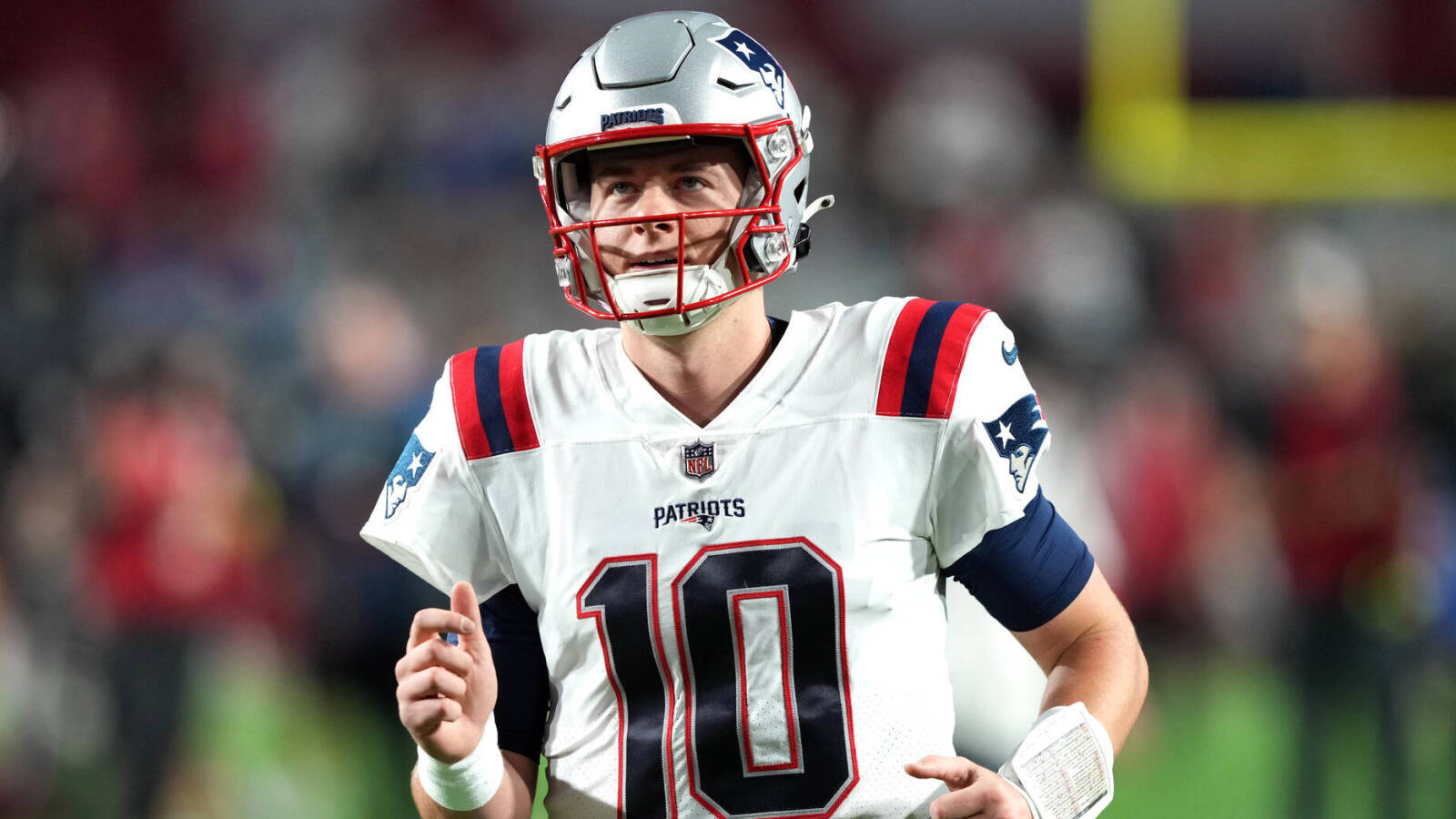 Patriots reporter offers Mac Jones, Lamar Jackson updates | Yardbarker