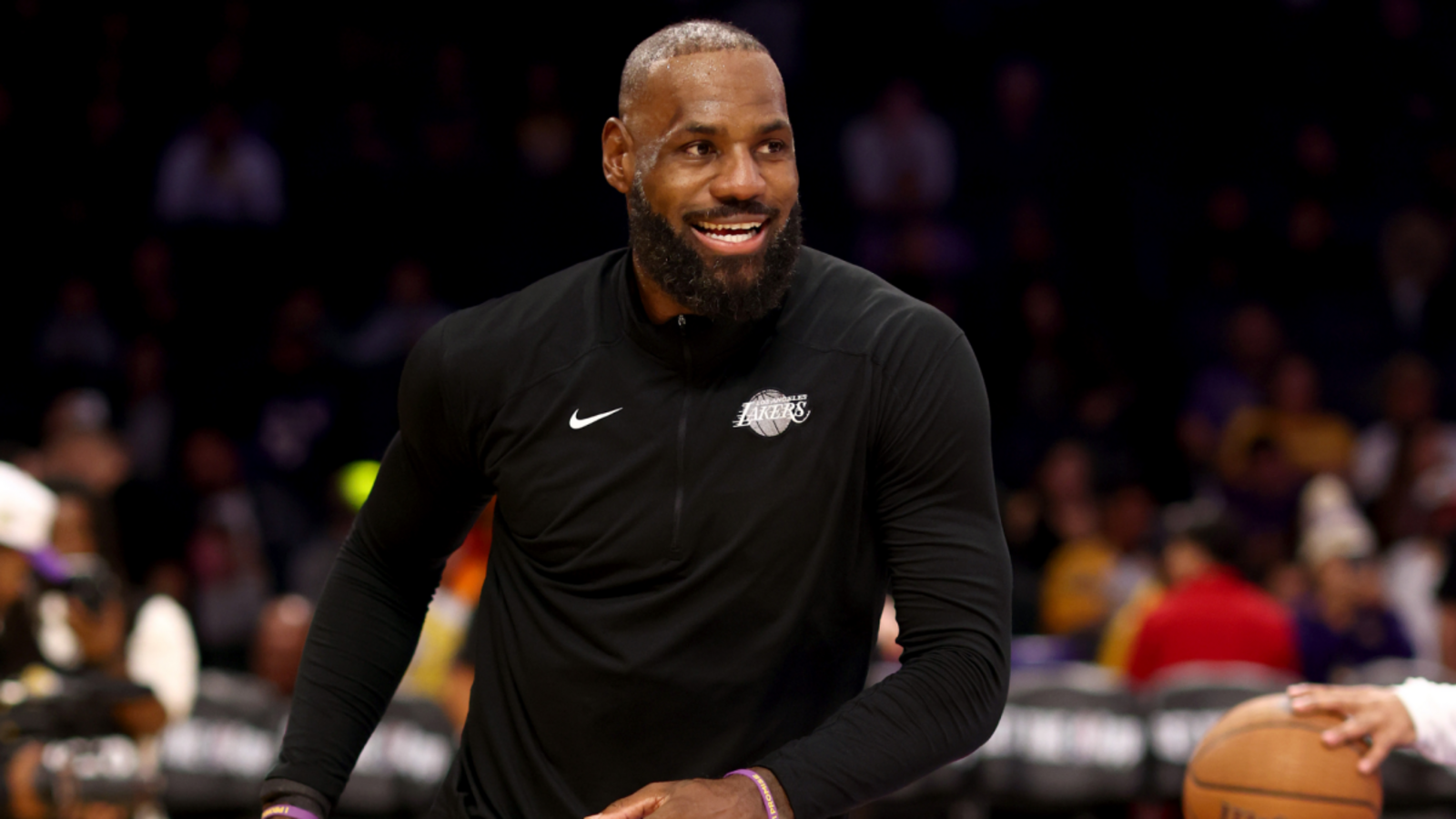 LeBron James Debuts a Fresh Nike Colorway in His NBA Cup Appearance ...