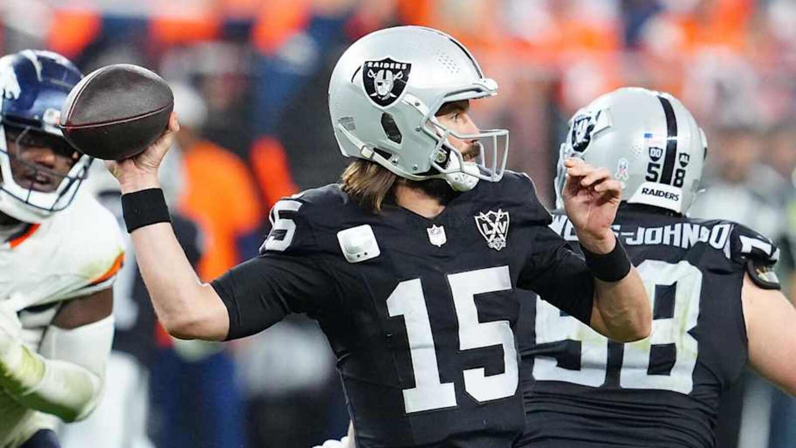 Chiefs Sign Former Raiders QB | Yardbarker
