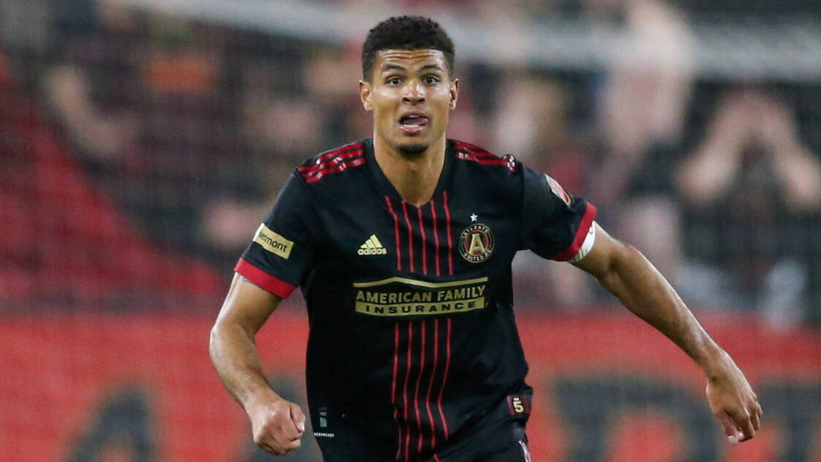 USMNT defender arrested for not paying for drink at bar | Yardbarker