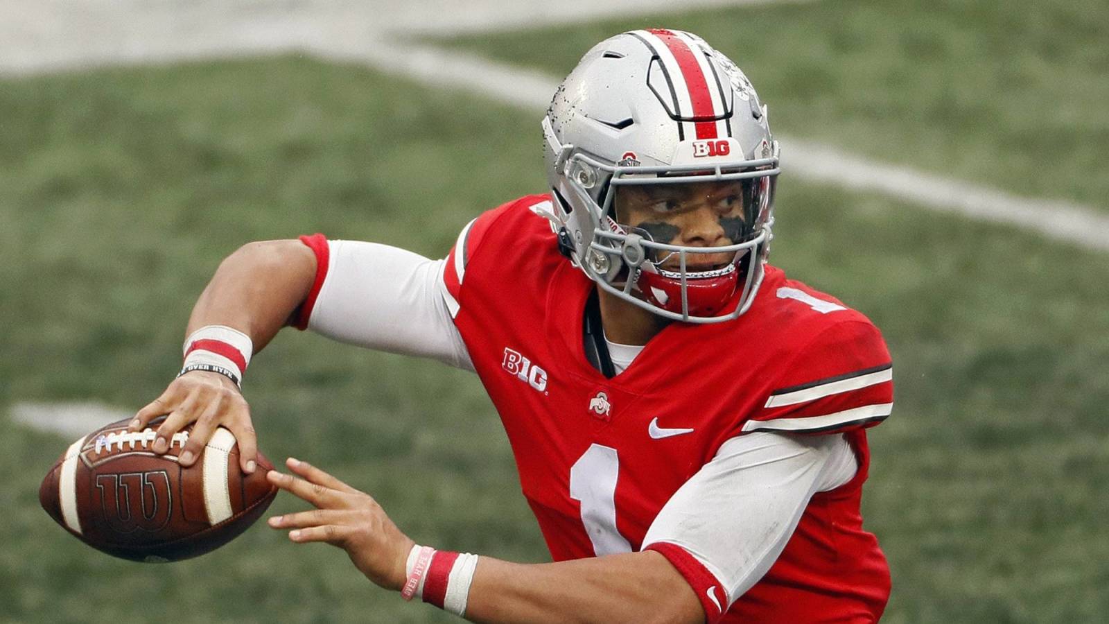 Patriots believed to be targeting Justin Fields in draft | Yardbarker