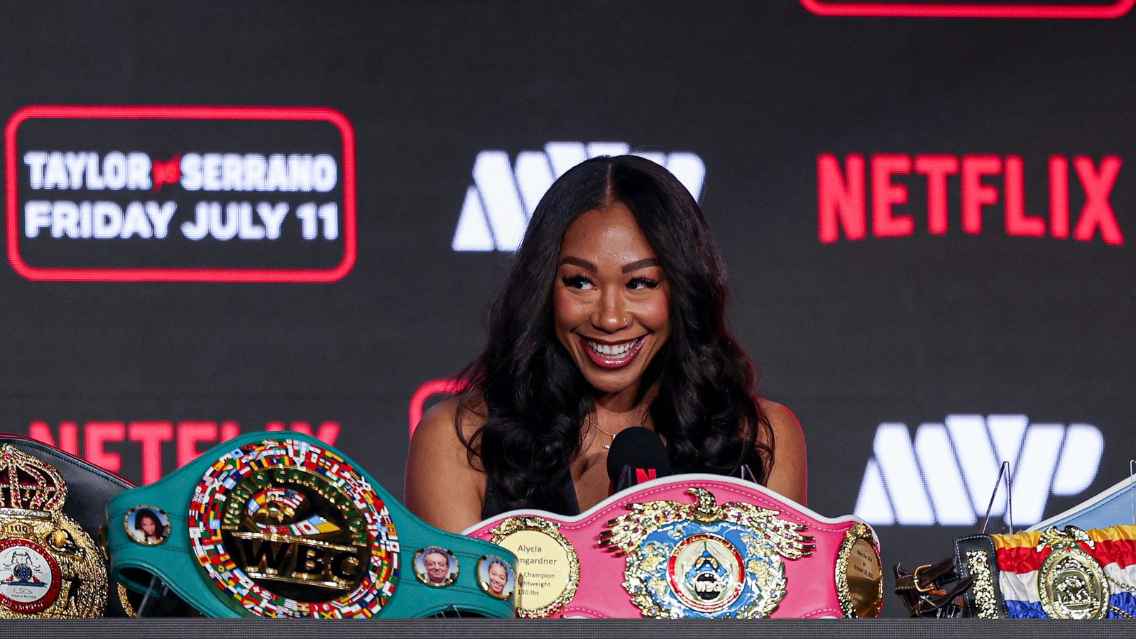 Baumgardner Beats Miranda To Remain Undisputed | Yardbarker