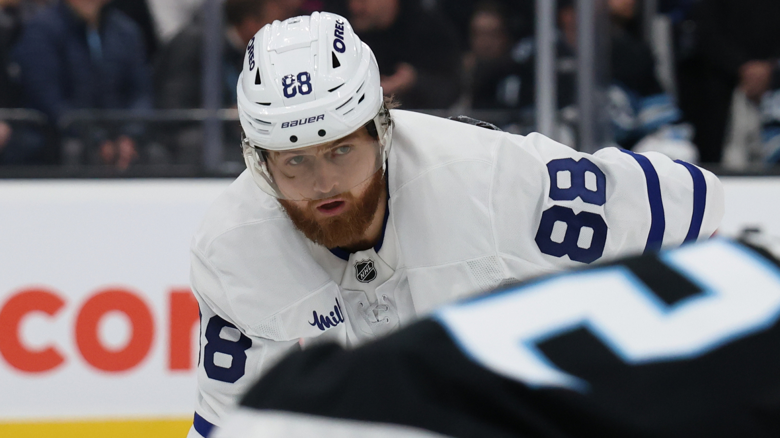 William Nylander gave the middle finger knowing he was on TV | Yardbarker