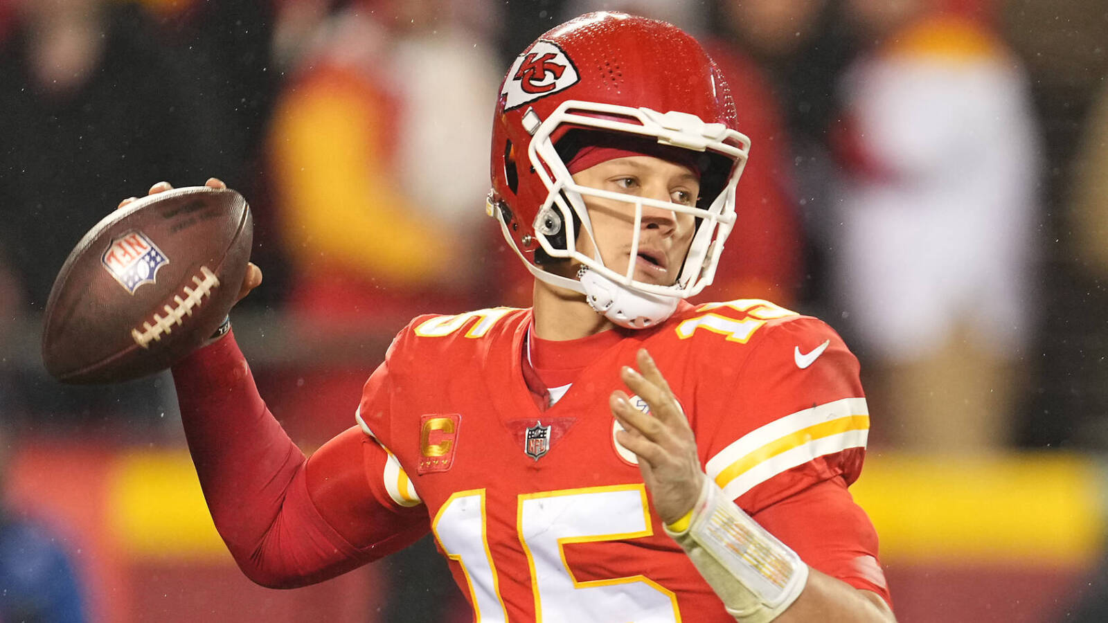 Robert Griffin III weighs in on Burrow vs. Mahomes debate | Yardbarker