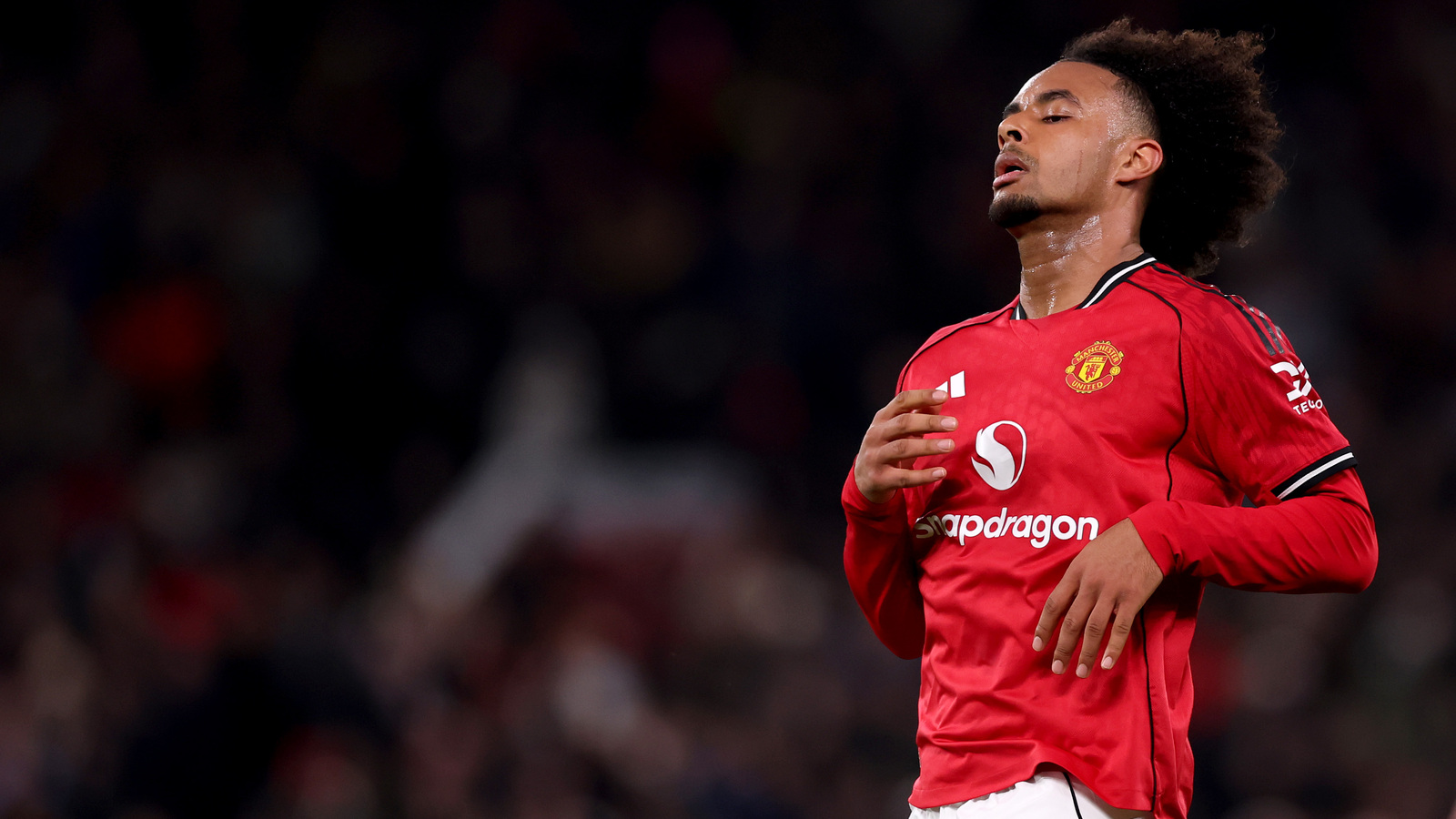 Club director confirms he has spoken with Man Utd directly in hopes of ...