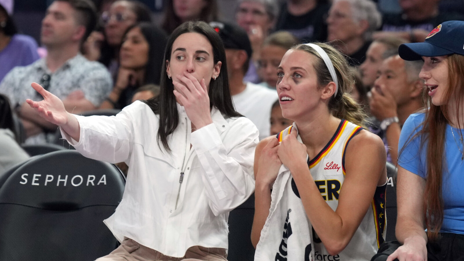 Caitlin Clark Reacts After Lexie Hull Is Left Bloodied Against Chicago ...