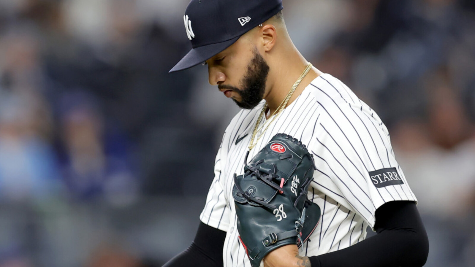 Epic-Glasses-Tossing Spectacle Leads to Yankees' Devin Williams’ Latest ...