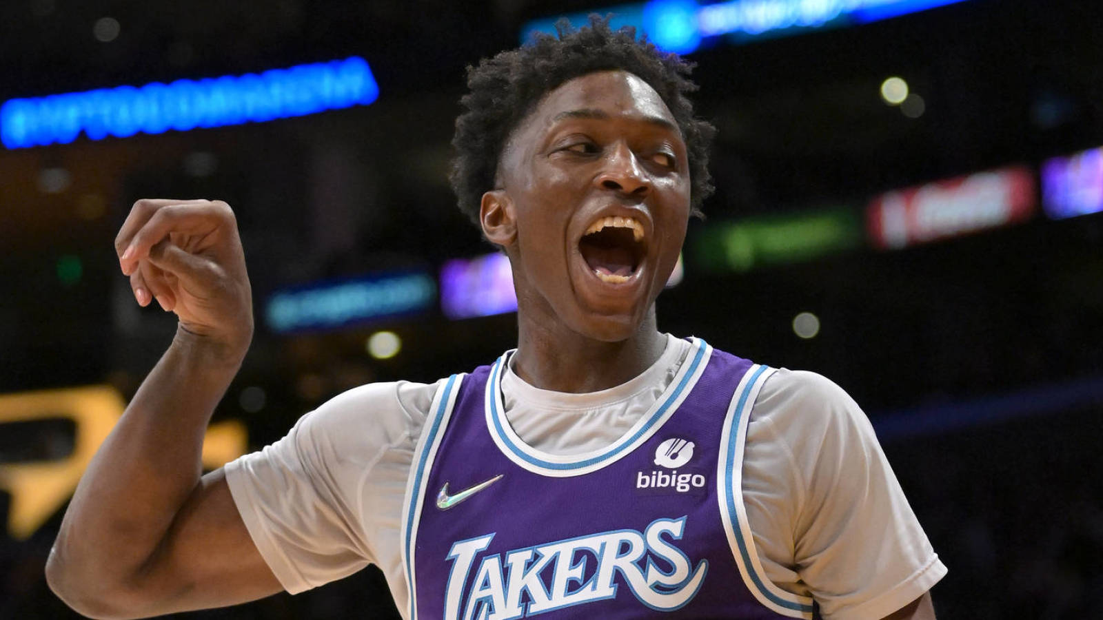 Report: Lakers, forward Stanley Johnson agree to two-year deal | Yardbarker