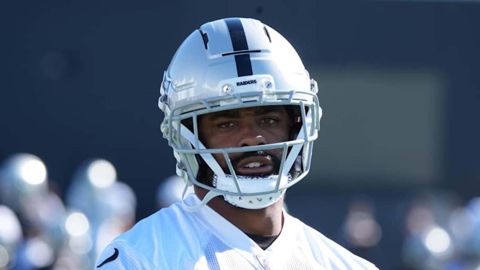 How Raheem Mostert Is Adapting to Raiders Training Camp | Yardbarker