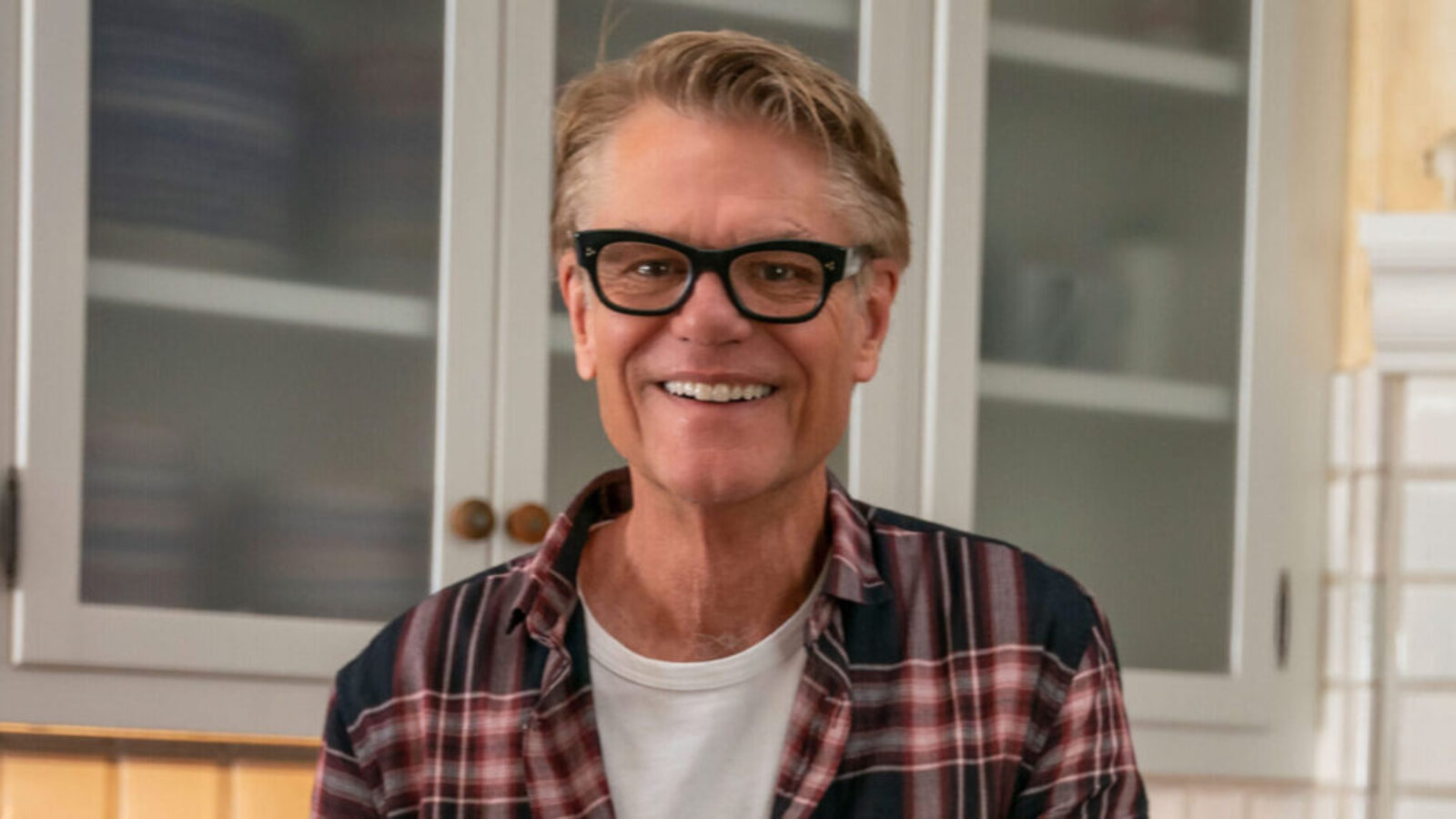‘In the Kitchen’: Harry Hamlin Reveals Julia Child Recipe He Makes ...