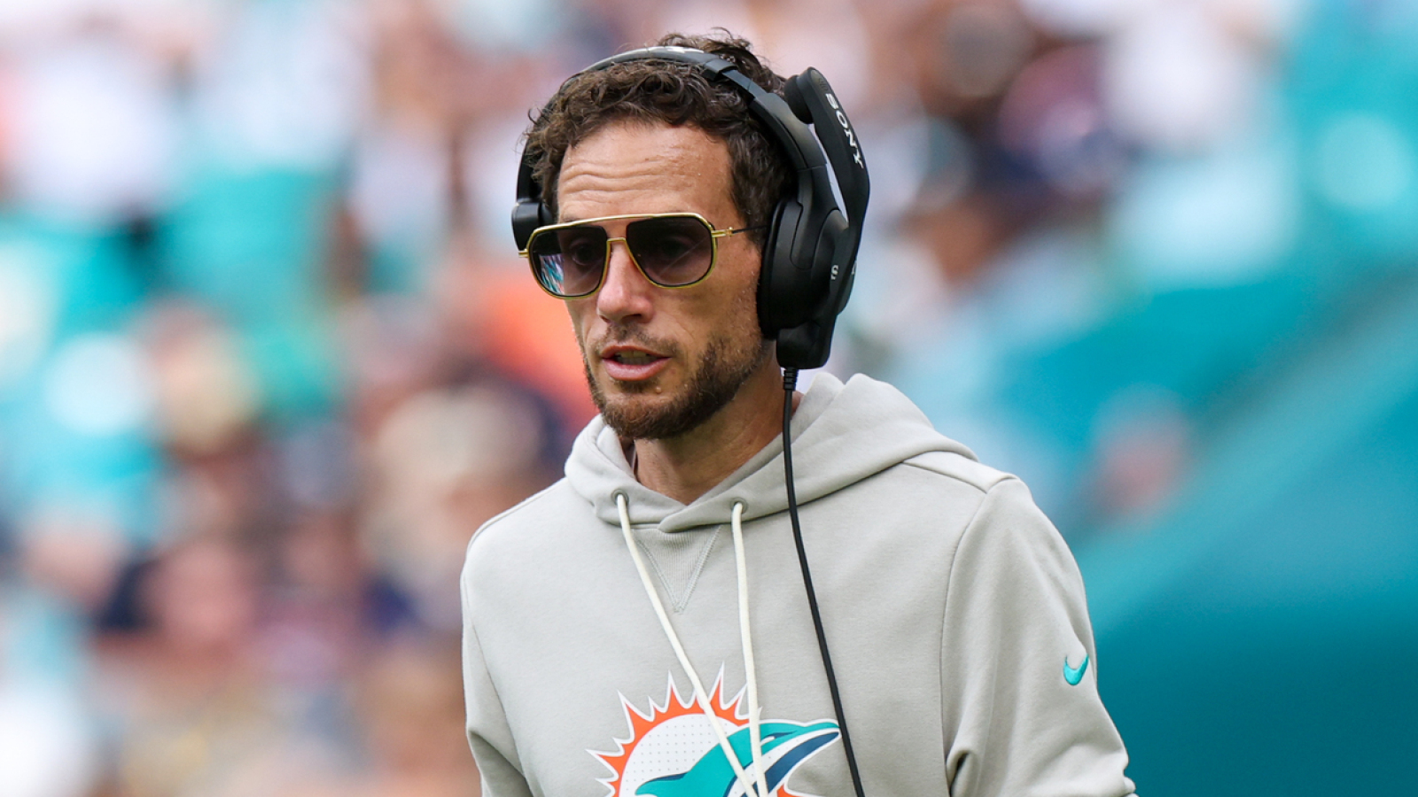 There's 'a plausible scenario' where Dolphins make this McDaniel call ...