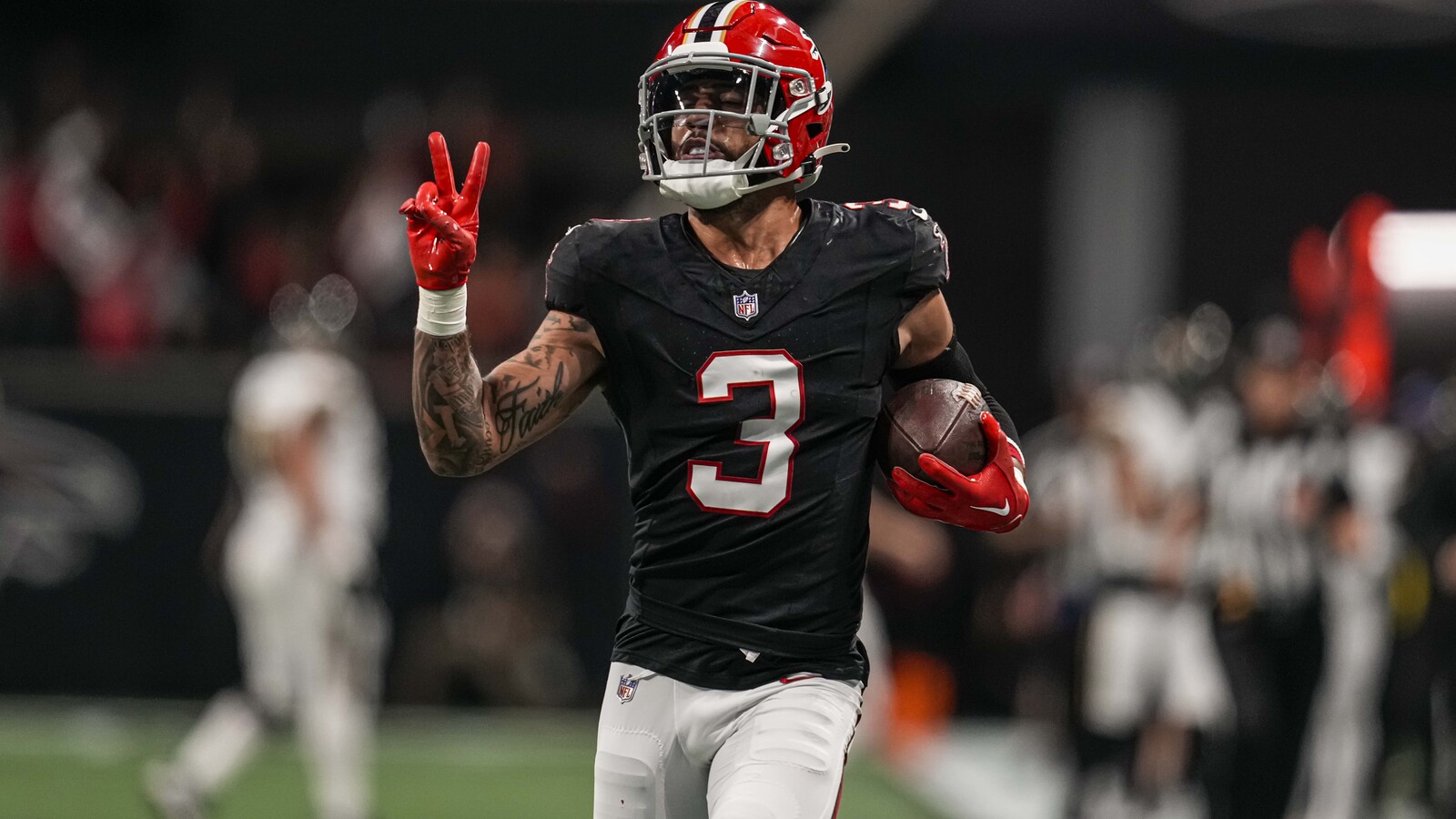 Jessie Bates among ESPN’s 'unique MVP' candidates | Yardbarker