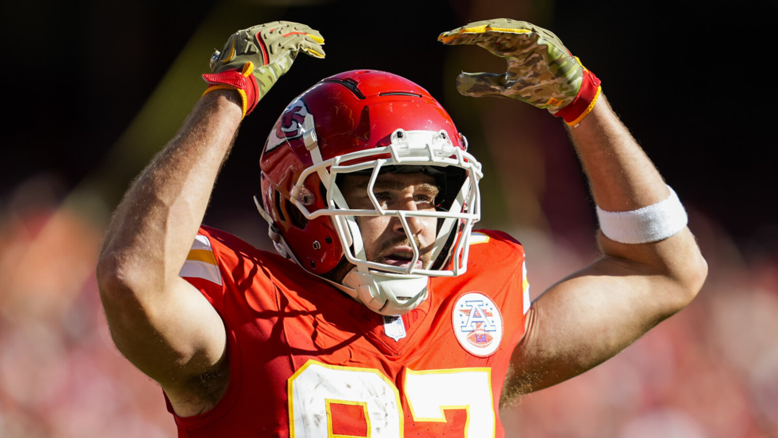 Travis Kelce Sends 3-Word Message After Chiefs-Panthers Game | Yardbarker