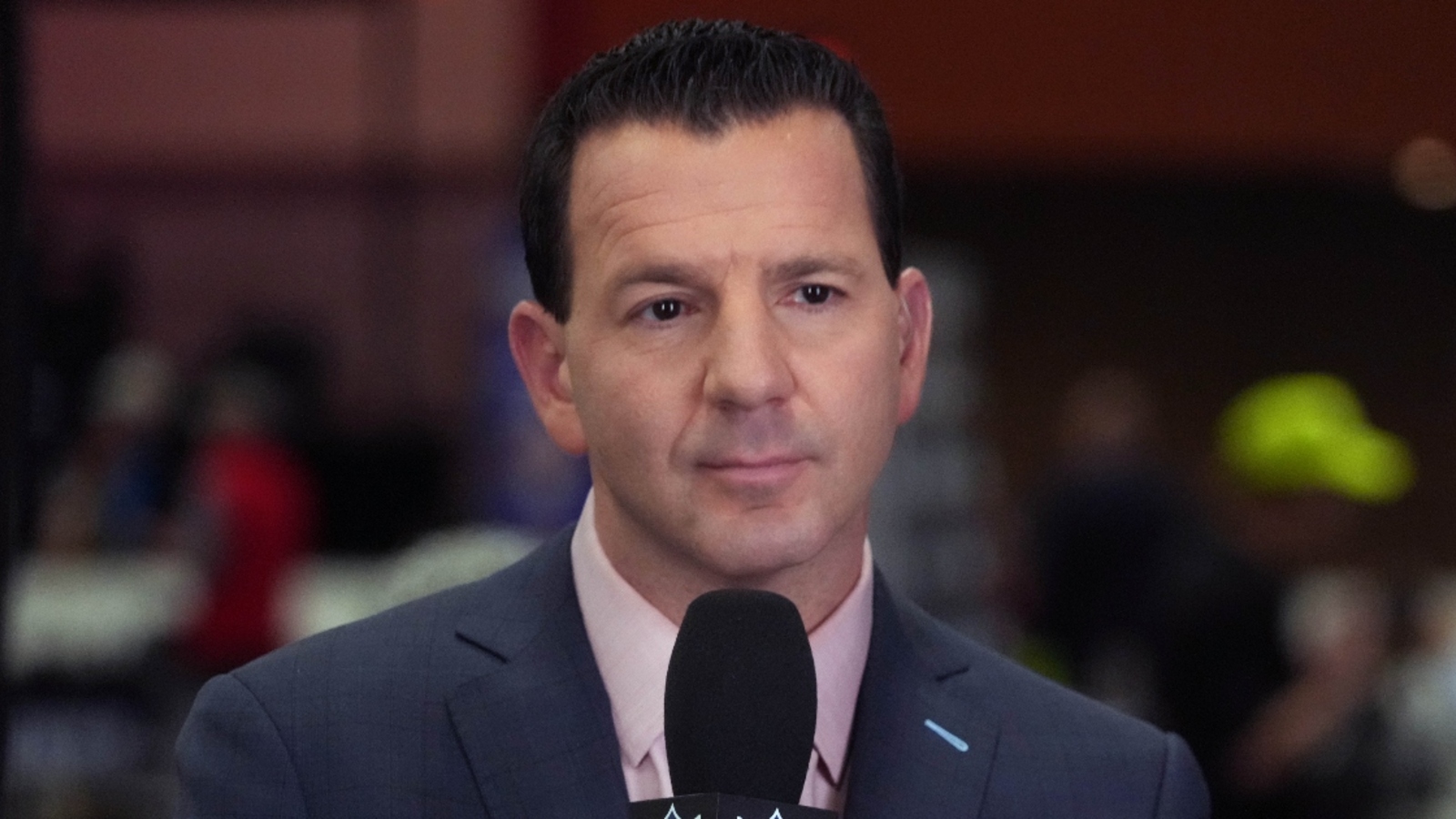 Report: Veteran NFL reporters get into altercation at Indianapolis ...