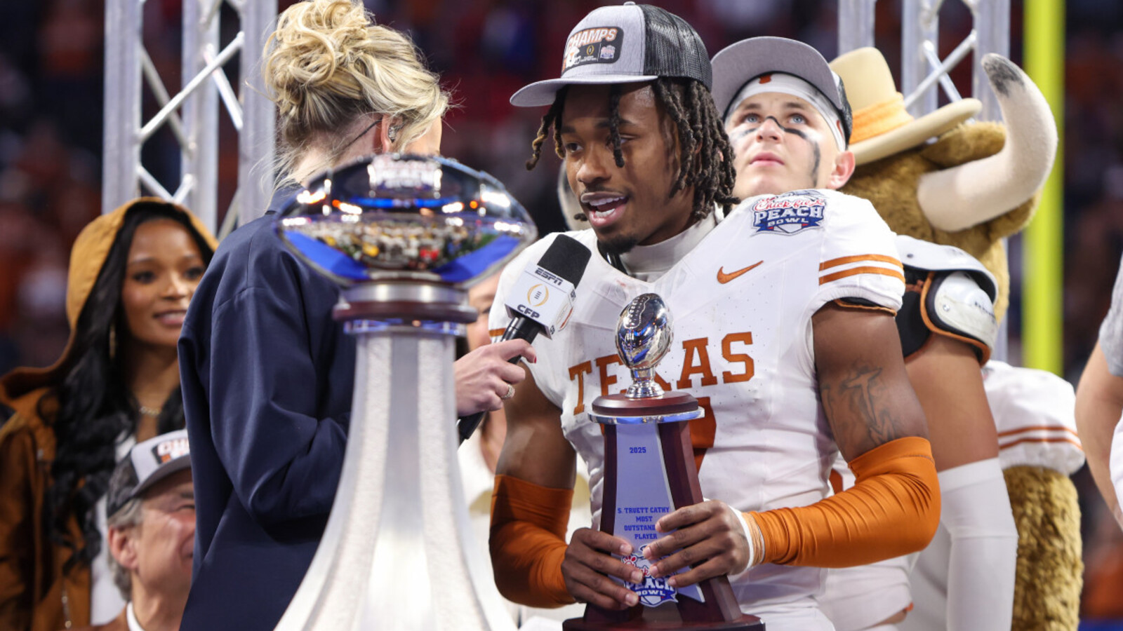 Former Texas Defensive Back Jahdae Barron Blazes Through 40-Yard Dash ...