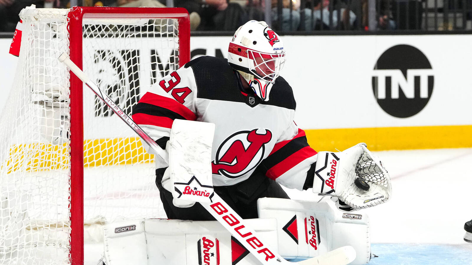 Jake Allen Giving Devils Much-Needed Goalie Stability | Yardbarker