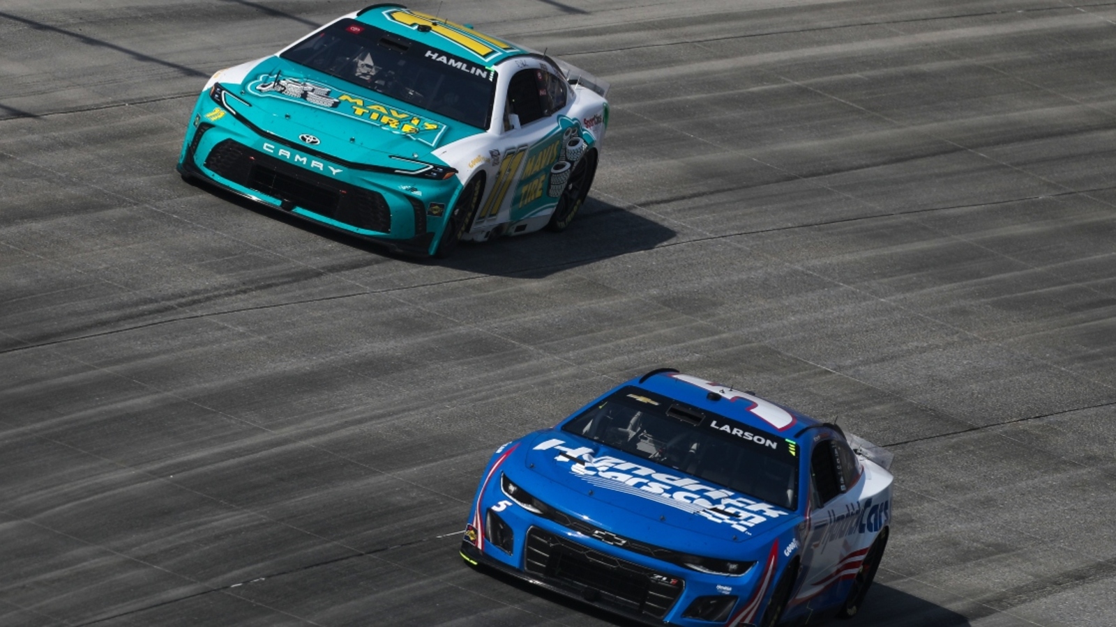 NASCAR insiders weigh in on latest Kyle Larson, Denny Hamlin dust up ...