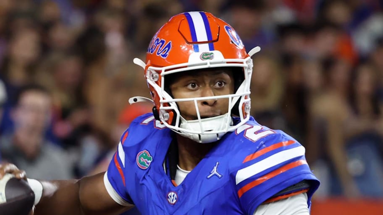 Star quarterback DJ Lagway is reportedly set to officially sign with ...