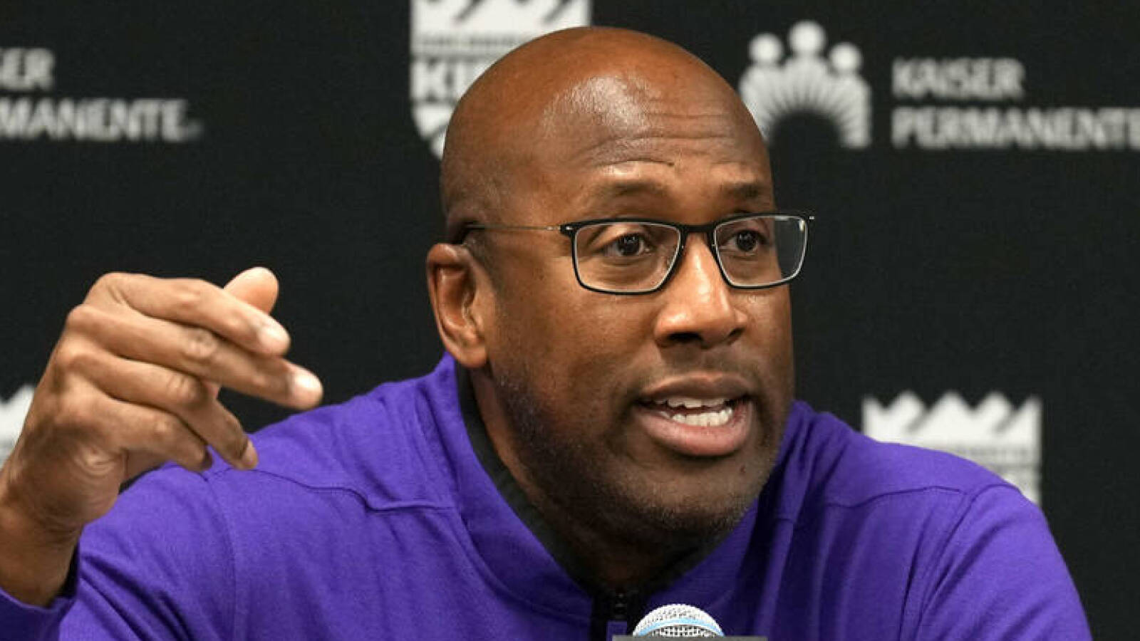 Mike Brown and the Kings are sick of bad calls | Yardbarker