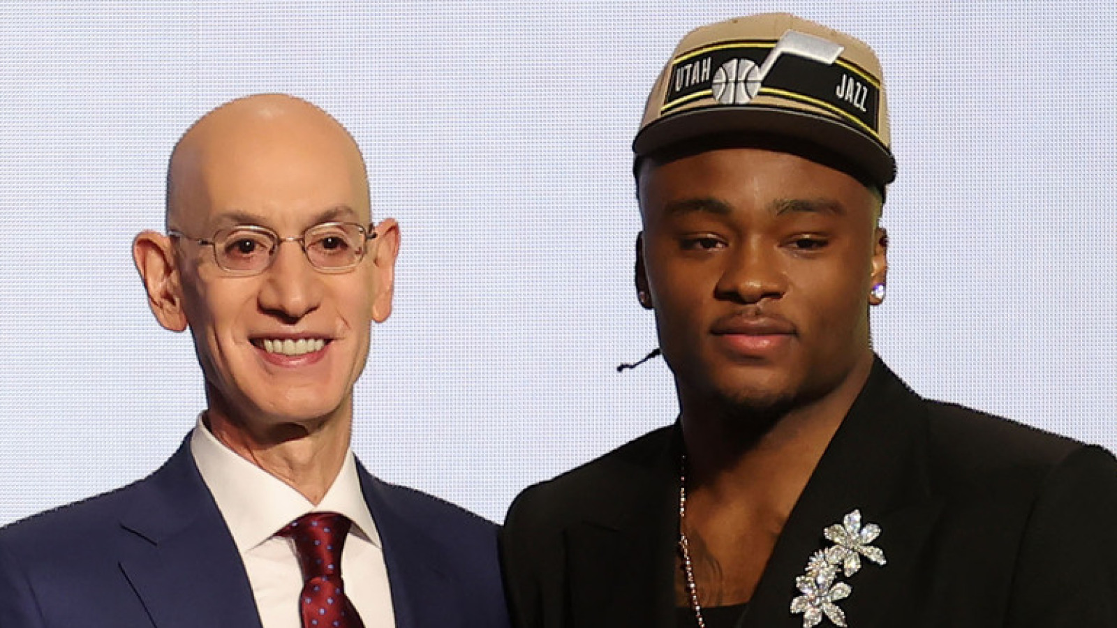 Jazz sign first-round picks to rookie-scale contracts | Yardbarker