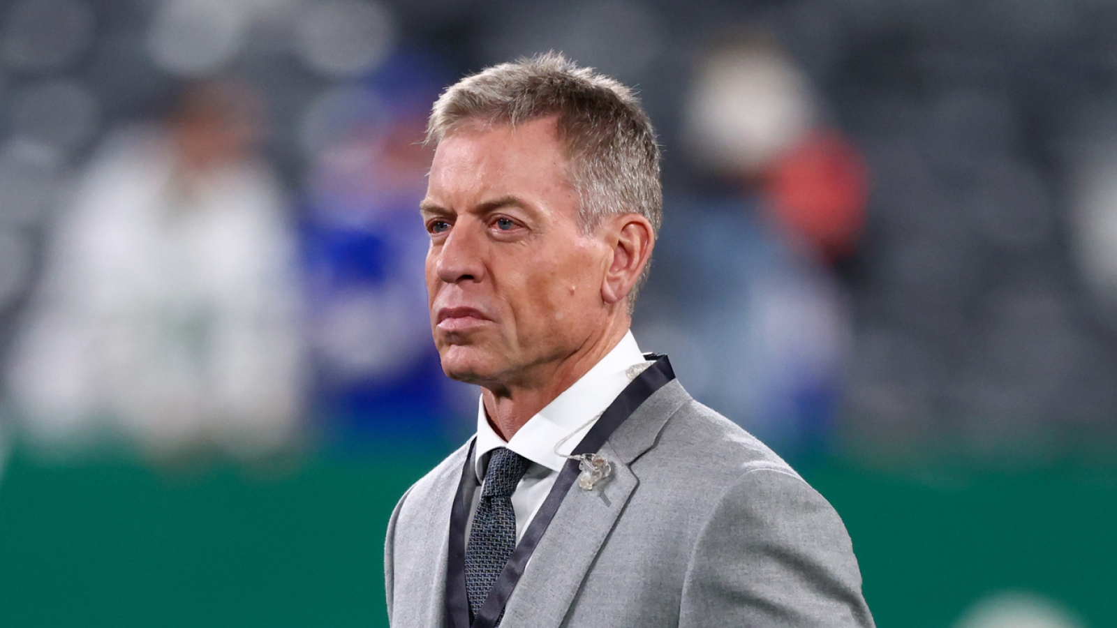 Troy Aikman did not hide his frustration while calling Broncos-Bengals ‘MNF’ game | Yardbarker