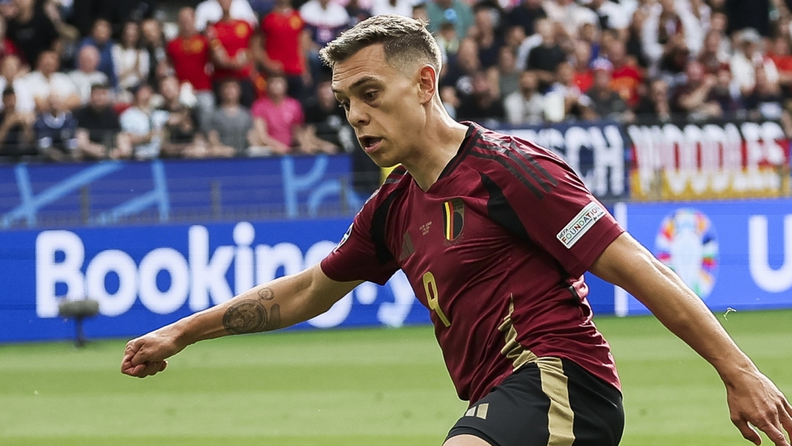 Leandro Trossard’s father defends his poor Euro 2024 showing | Yardbarker