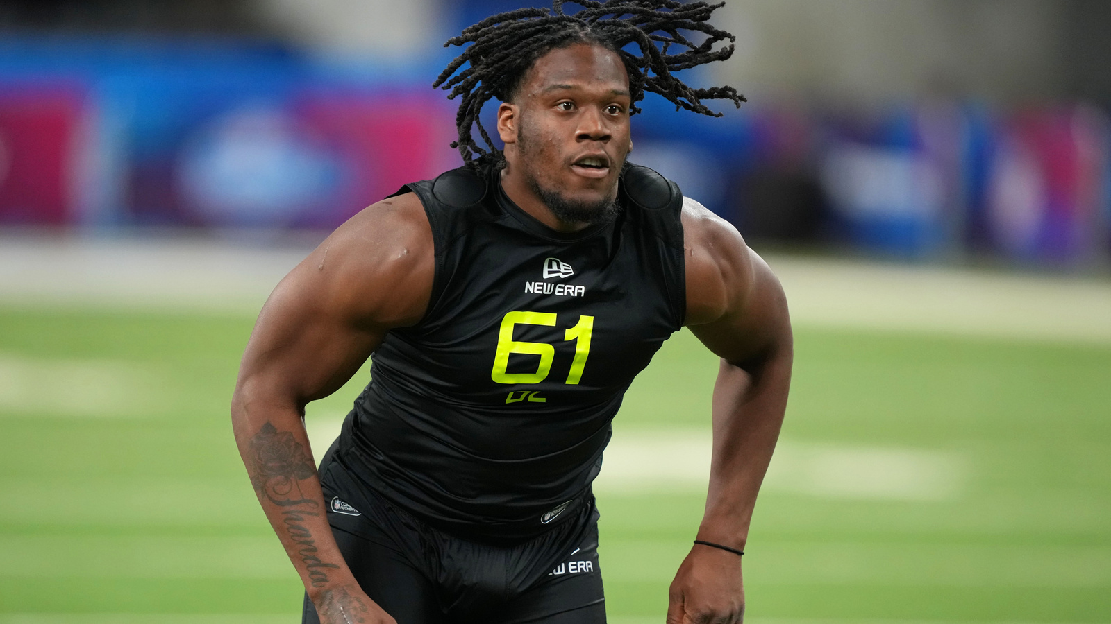Buccaneers Select DE/EDGE Elijah Roberts, SMU with the 157th pick in ...
