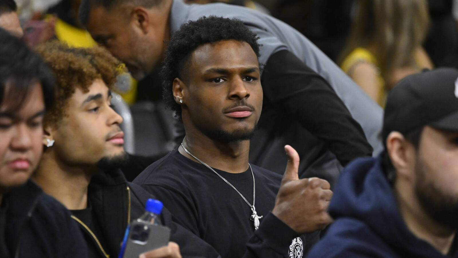 Watch: Bronny James hits the ‘dougie’ at USC basketball’s Midnight ...