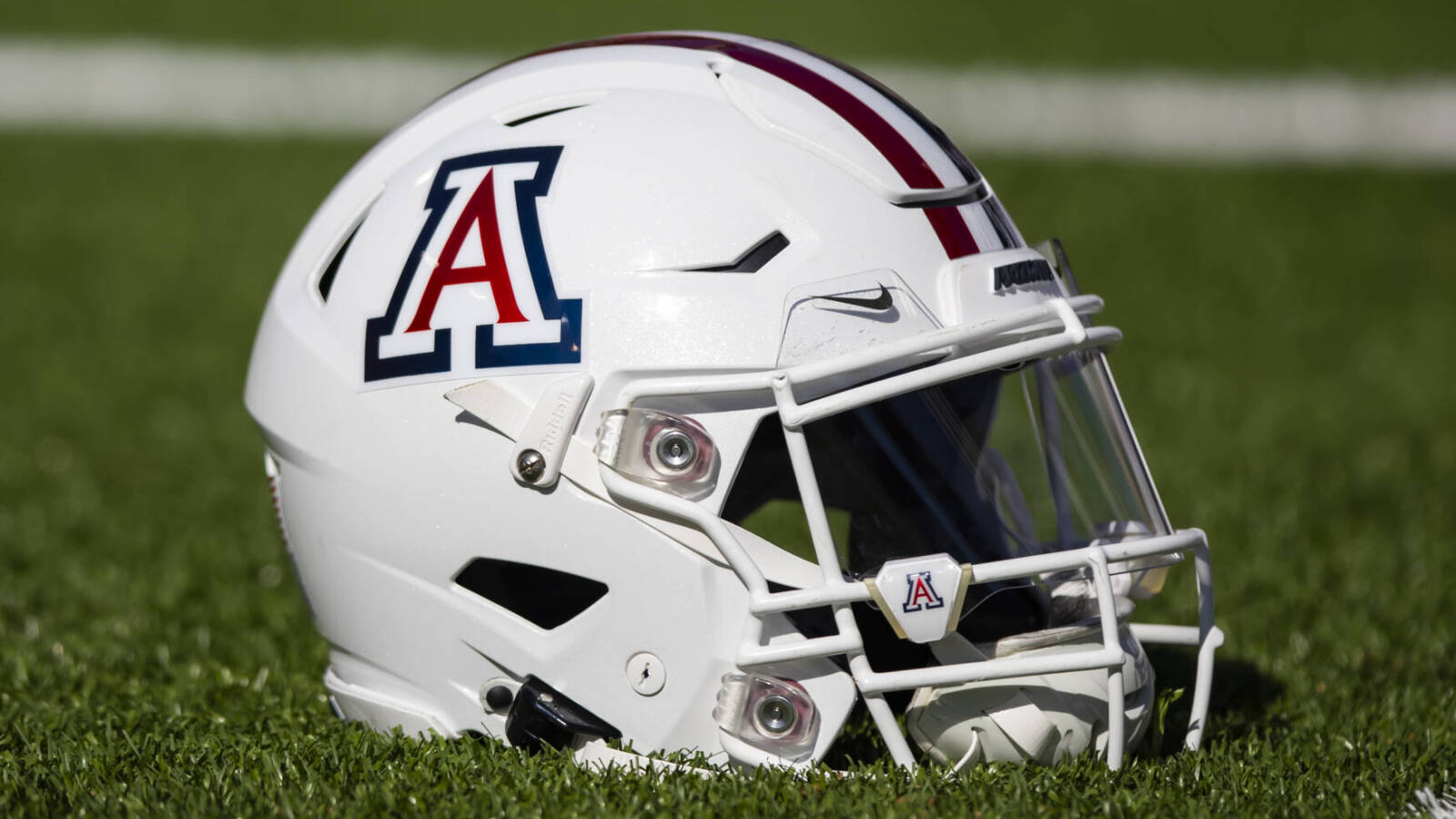 Five-star edge-rusher Elijah Rushing commits to Arizona | Yardbarker