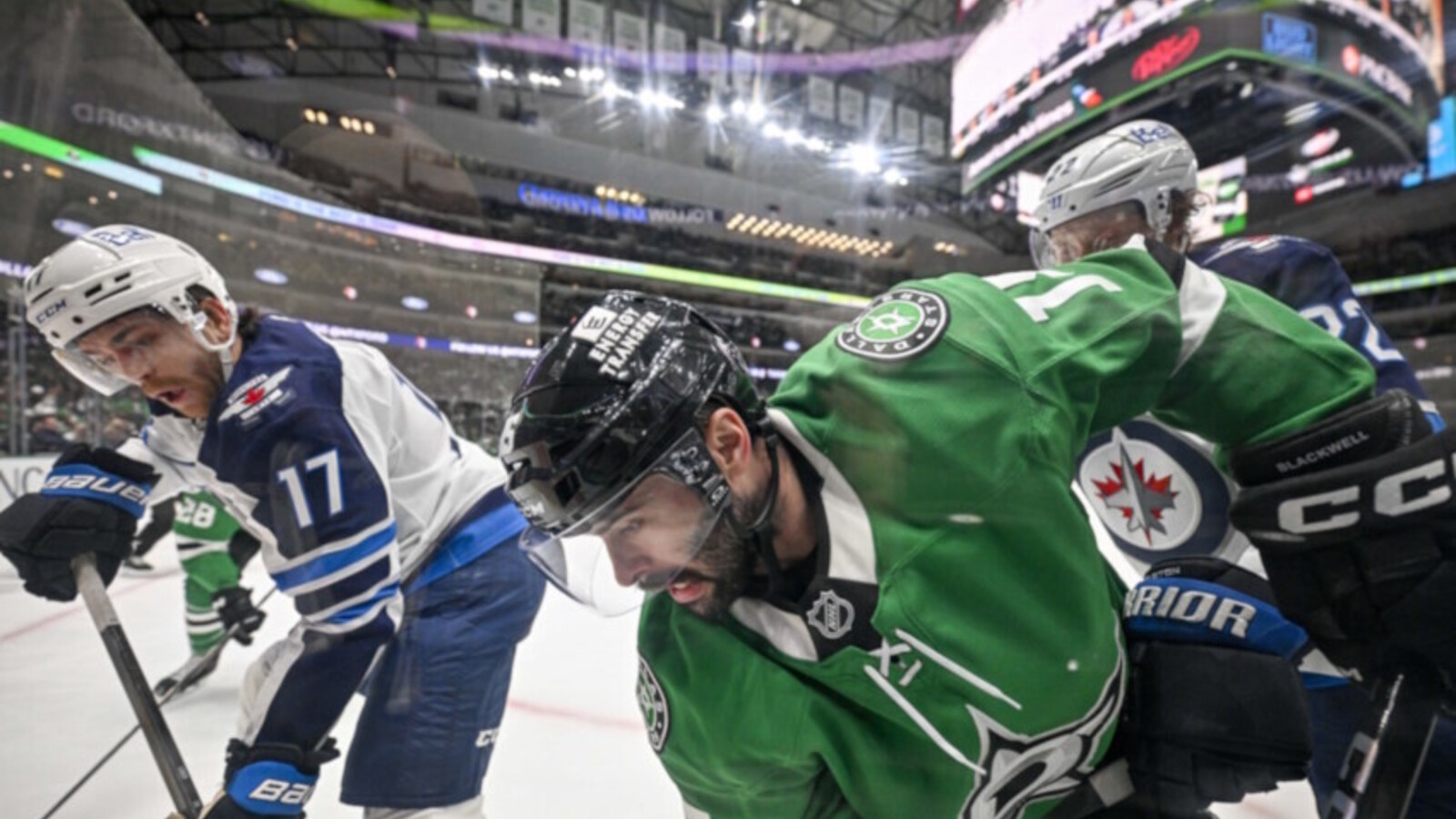 Winnipeg Jets reportedly looking at centers and depth for blue line ...