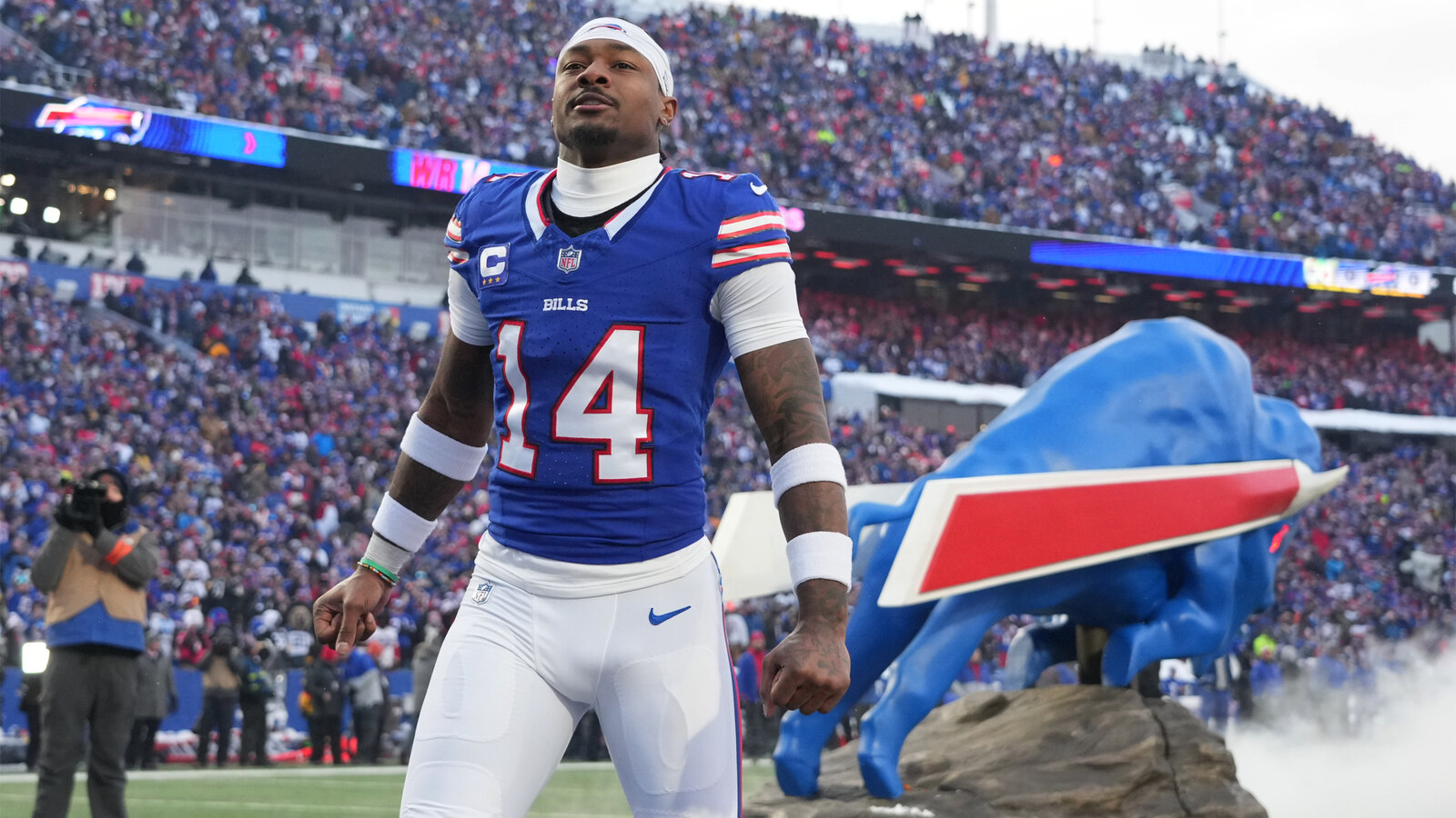 Stefon Diggs' pre-game fit inspired Bills fan in a hilarious way ...