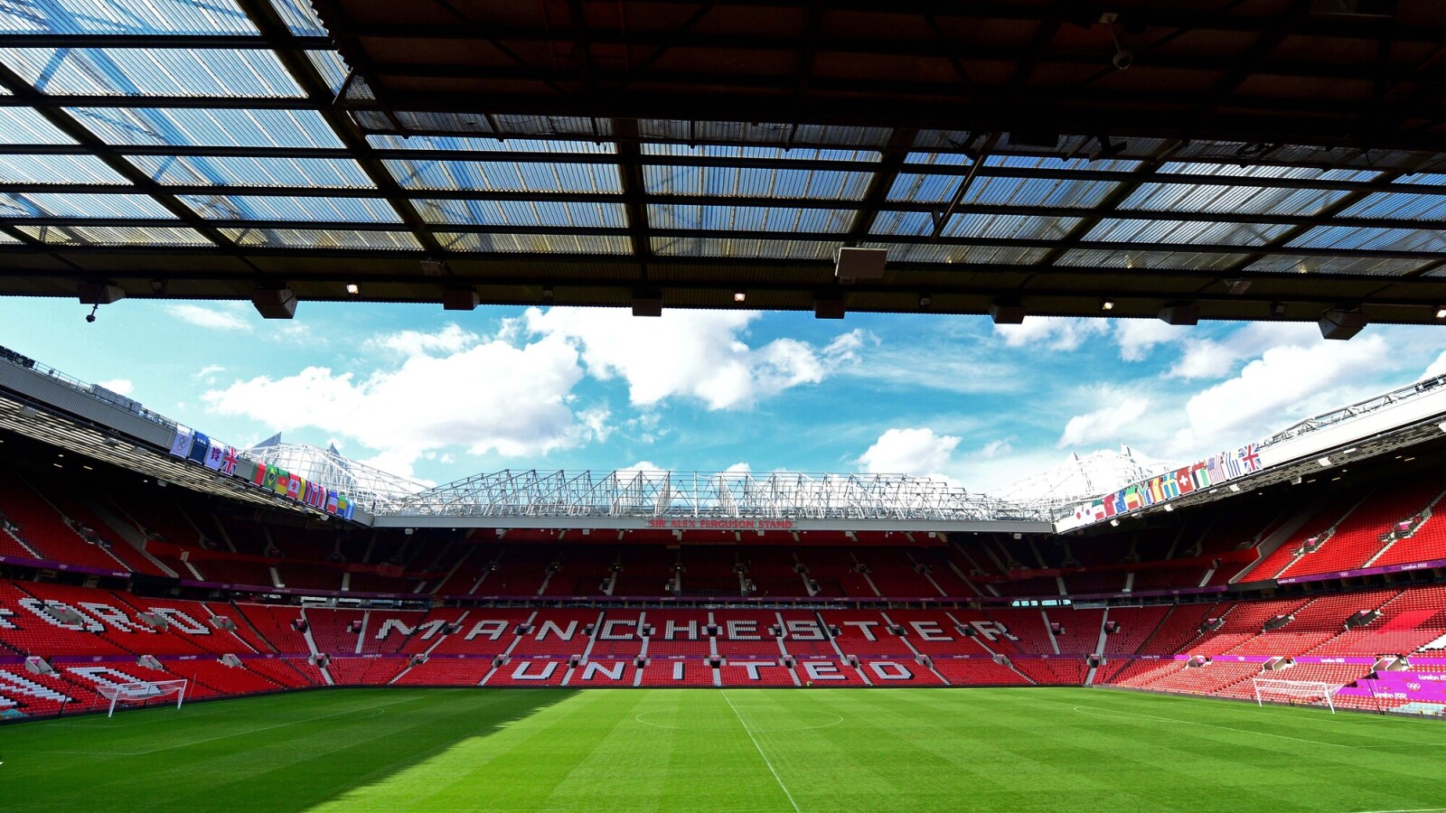 Top 10 Manchester United players of all time | Yardbarker