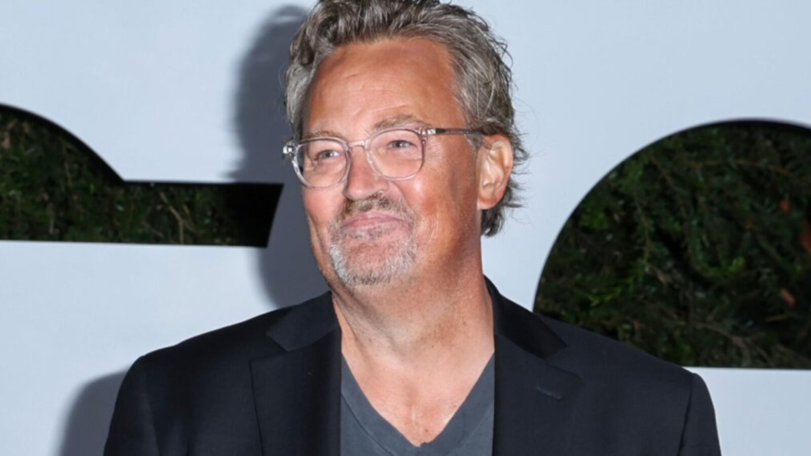 Report Reveals How Much Matthew Perry Had in His Bank Account When He ...