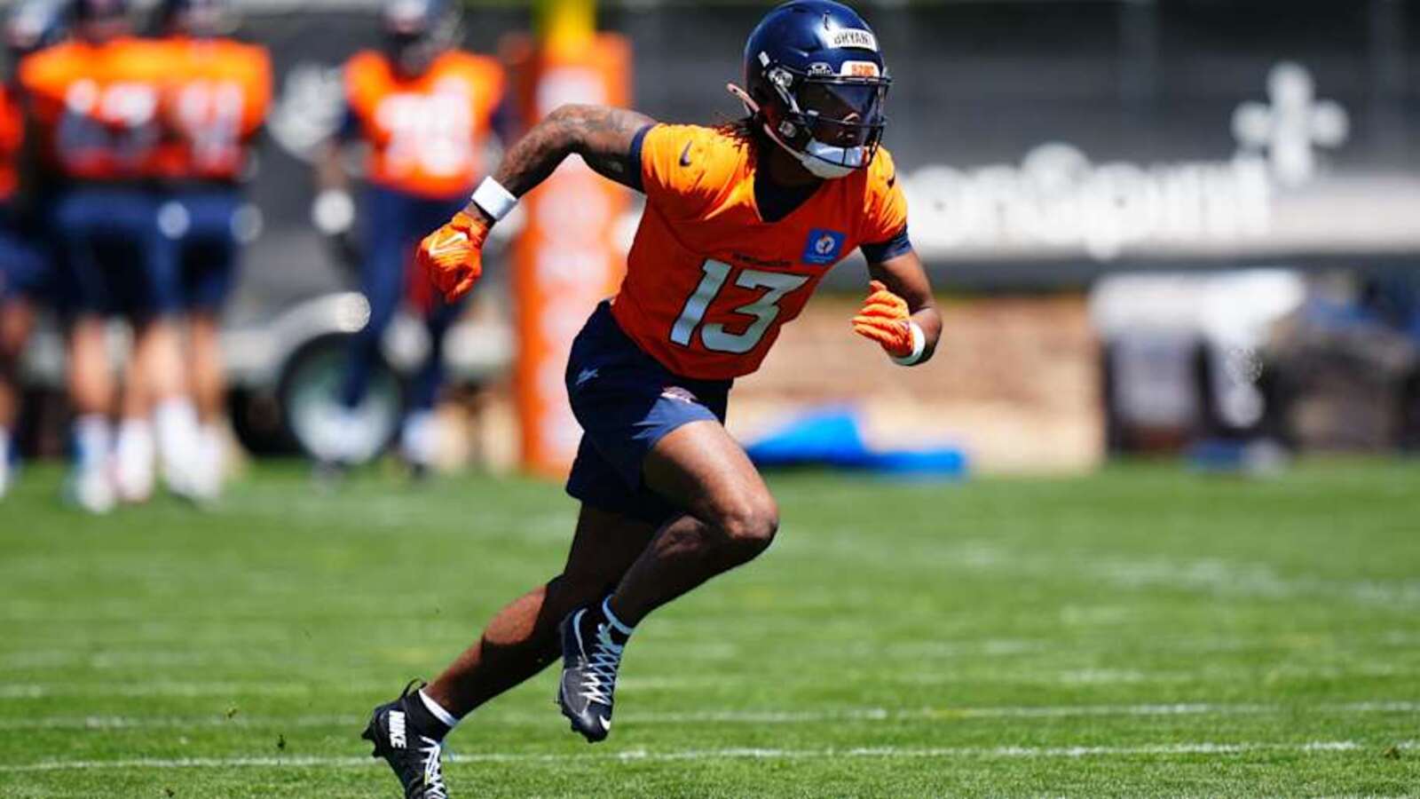 WR2 Showdown in Denver: Vele vs. Bryant Highlights Broncos’ Training ...