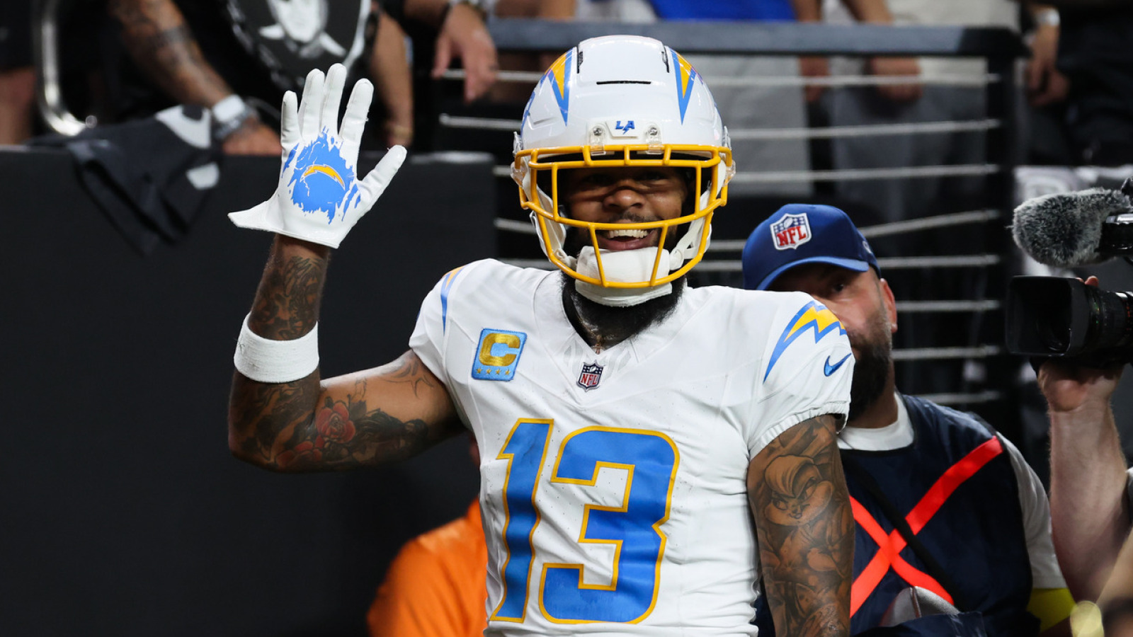 AFC Notes: Keenan Allen, Ladd McConkey, Geno Smith, Chargers, Raiders ...