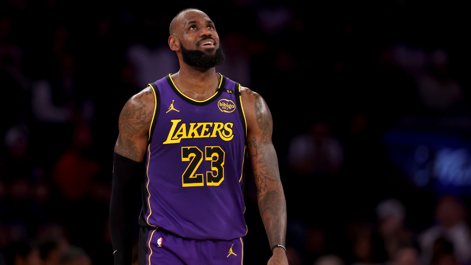 Drake Took Shot At Lakers Star LeBron James During Concert | Yardbarker