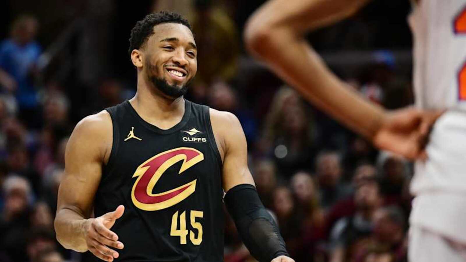 Donovan Mitchell, Desmond Bane Altercation in Grizzlies-Cavaliers Goes ...