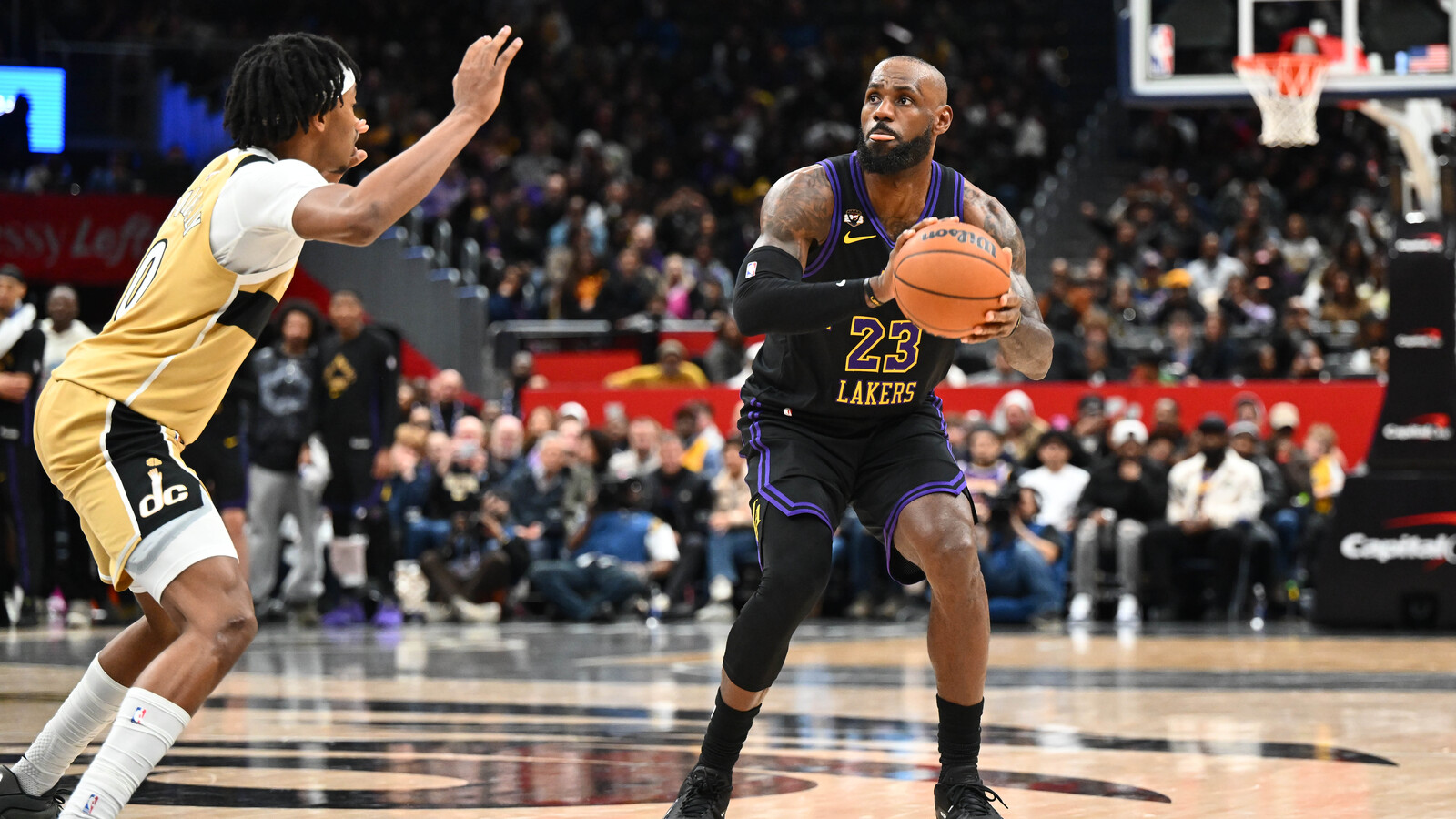 When Two GOATs Met! Alex Ovechkin And LeBron James Share A Viral Moment ...