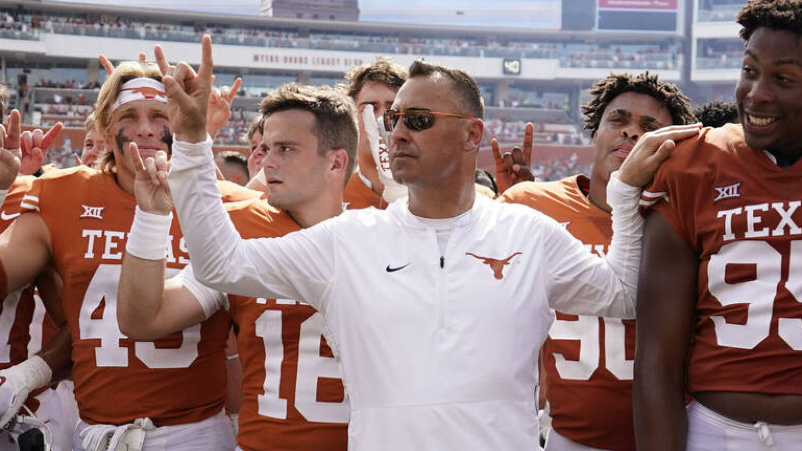 Sarkisian apologizes to Texas fans for missing school song after loss ...