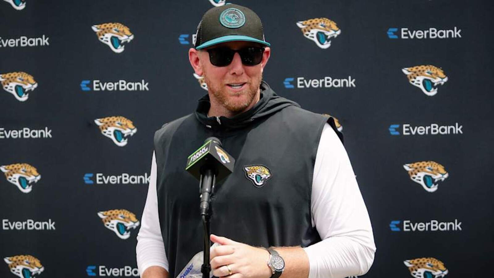 Watch: Jaguars' Liam Coen Sounds Off on OTA No. 4 | Yardbarker