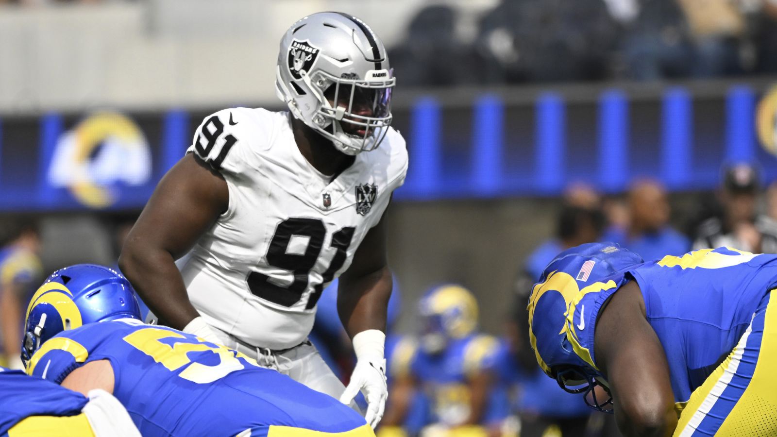 AFC rivals pick up former Raiders players off of waivers | Yardbarker