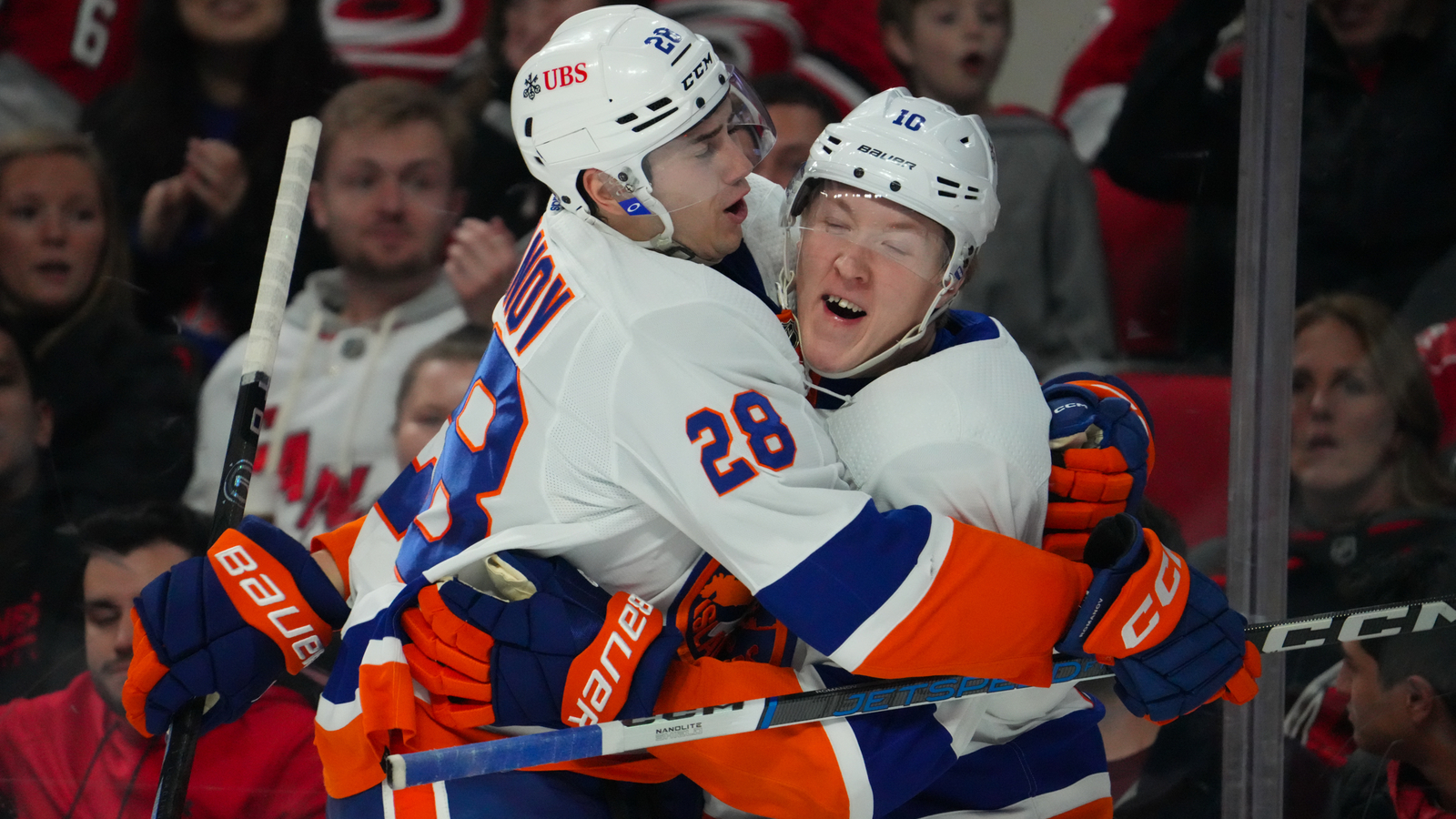 Islanders Survive Hurricanes In OT Behind Barzal’s Big Night | Yardbarker