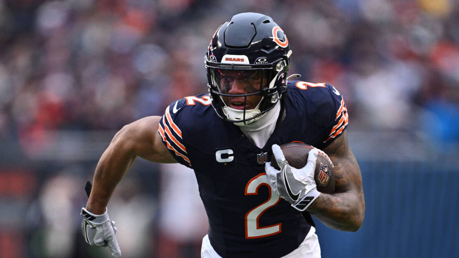WR D.J. Moore makes plea for Bears to keep QB Justin Fields | Yardbarker