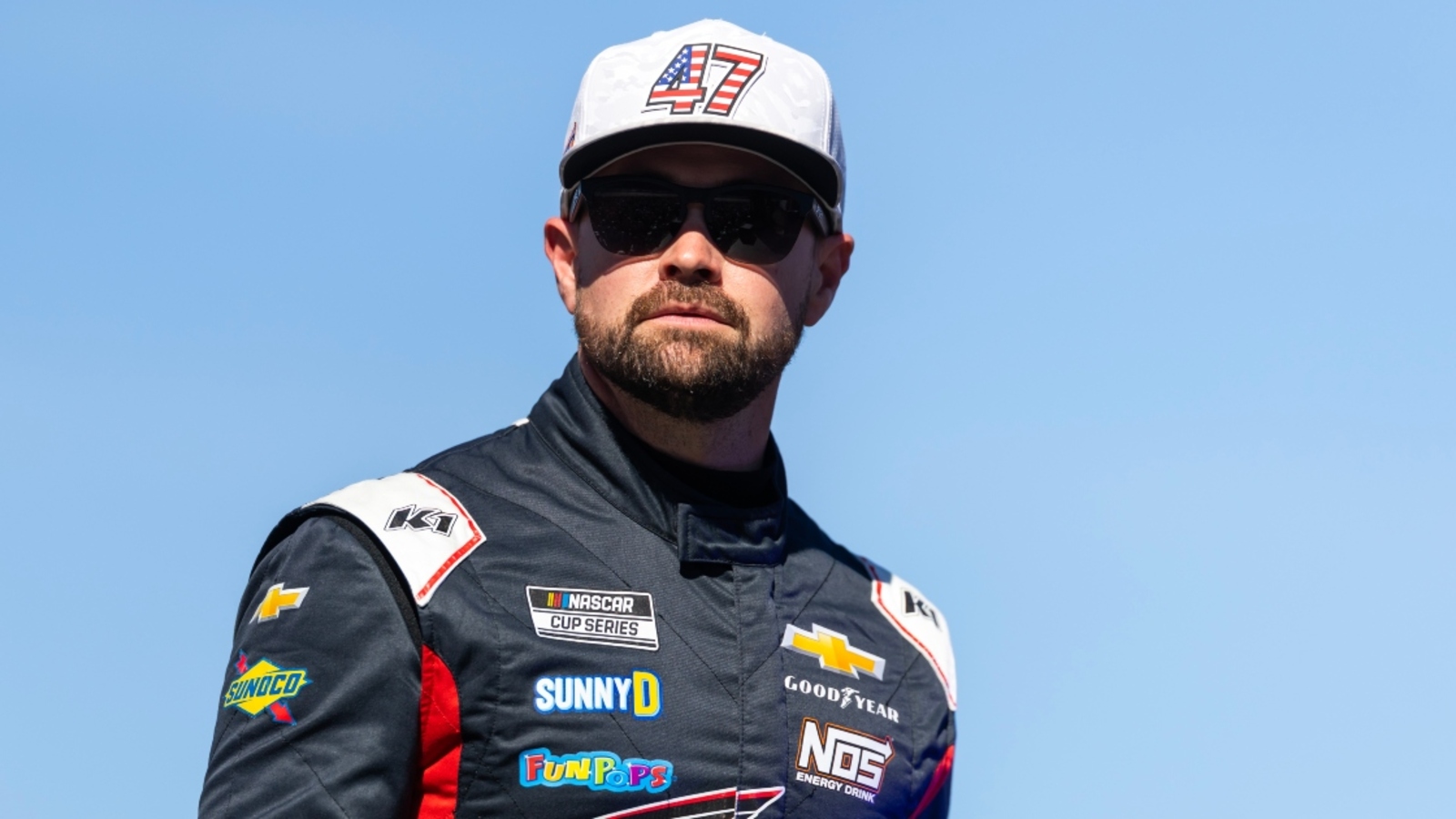 Ricky Stenhouse Jr. to make NASCAR Truck Series debut in 2026 | Yardbarker