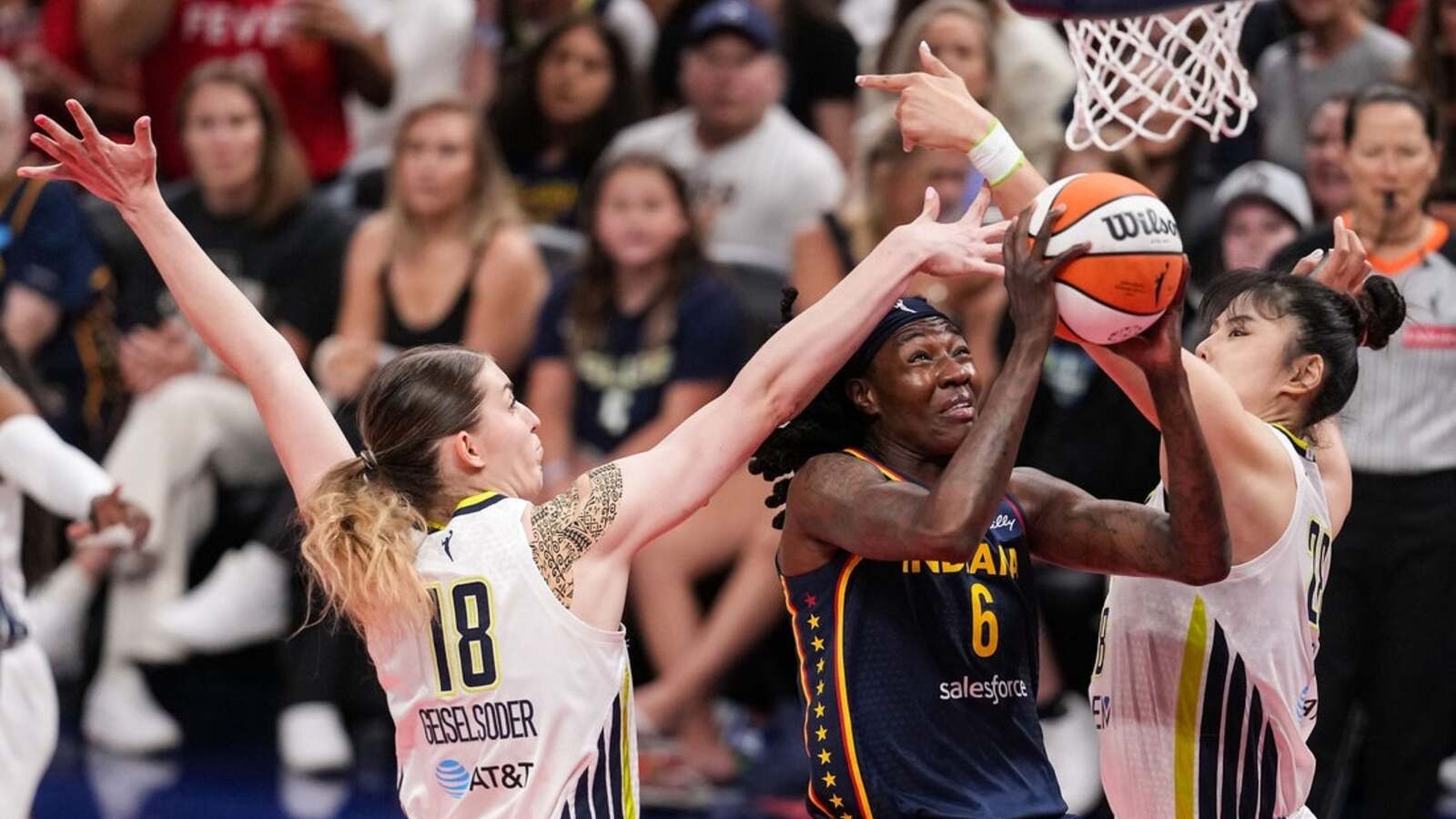 Explosive second quarter catapults Fever past Wings | Yardbarker