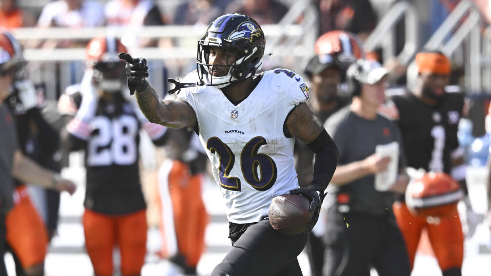 HC John Harbaugh praises Ravens DB who leads NFL in INTs | Yardbarker