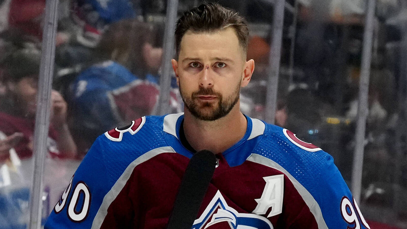 Avalanche trade struggling winger to Kraken | Yardbarker