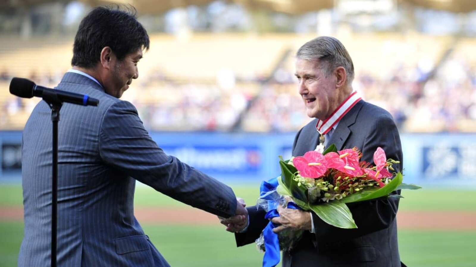 Dodgers Legend Has the Coolest 'Pay it Forward' Tradition in Baseball ...