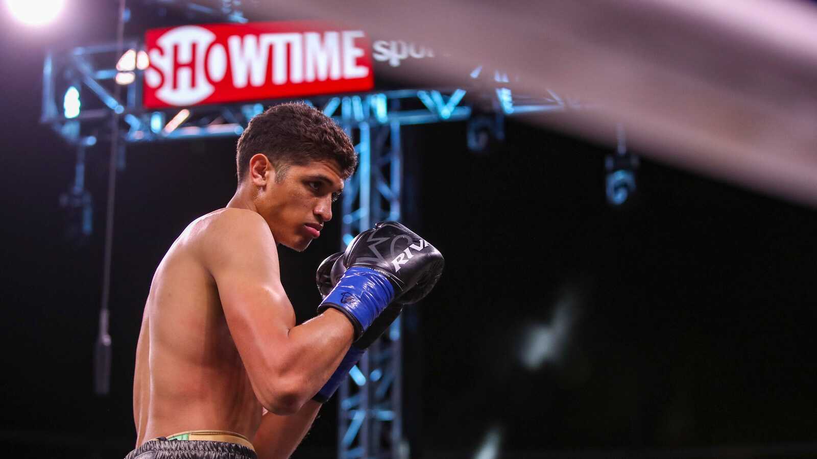 Sebastian Fundora and Keith Thurman Fight Has A New Date | Yardbarker